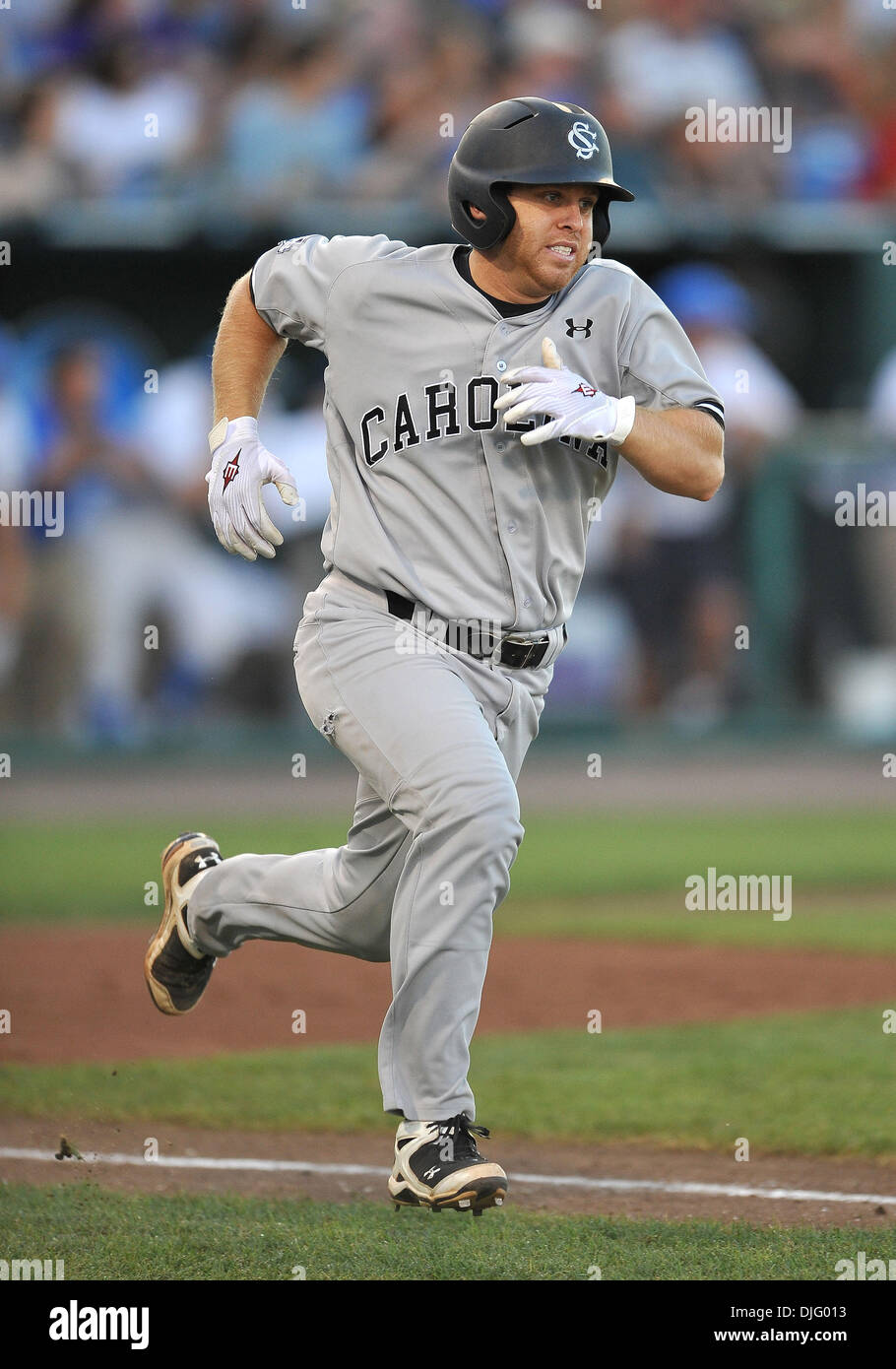 South Carolina catcher Kyle Enders #18 runs to the base during the 2010 ...