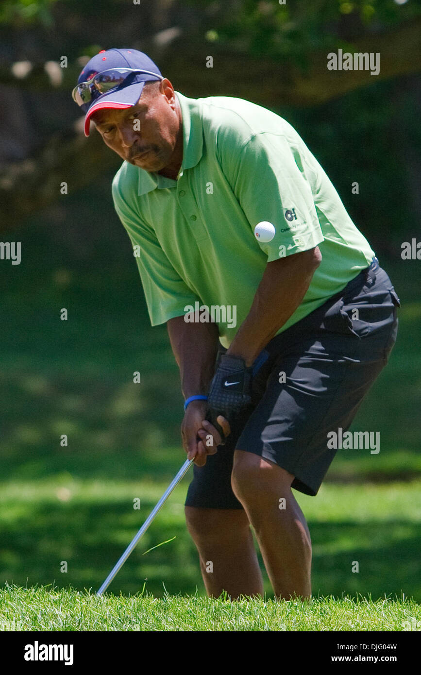 Chuck ealey hi-res stock photography and images - Alamy