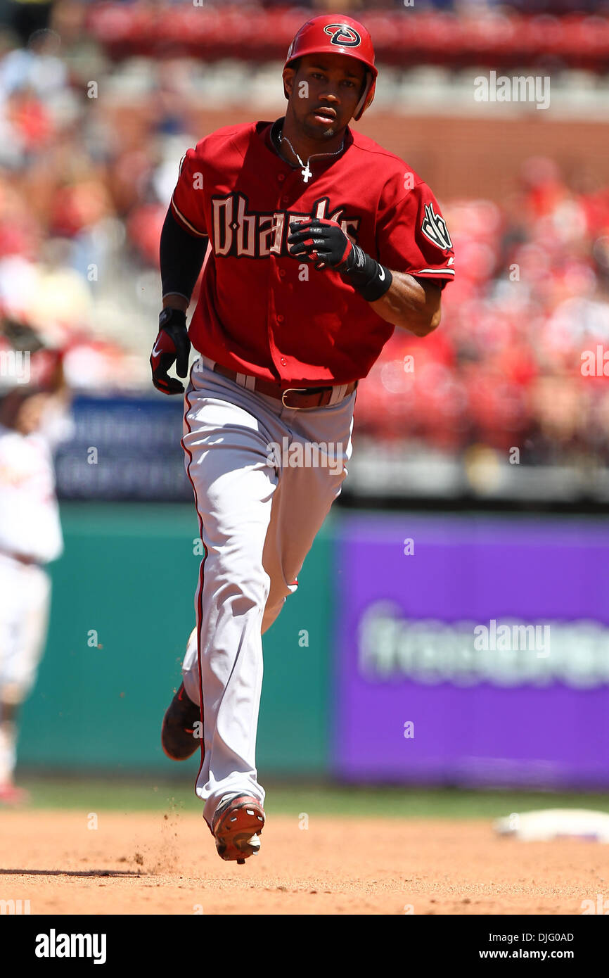 4 bases in stadium hi-res stock photography and images - Alamy