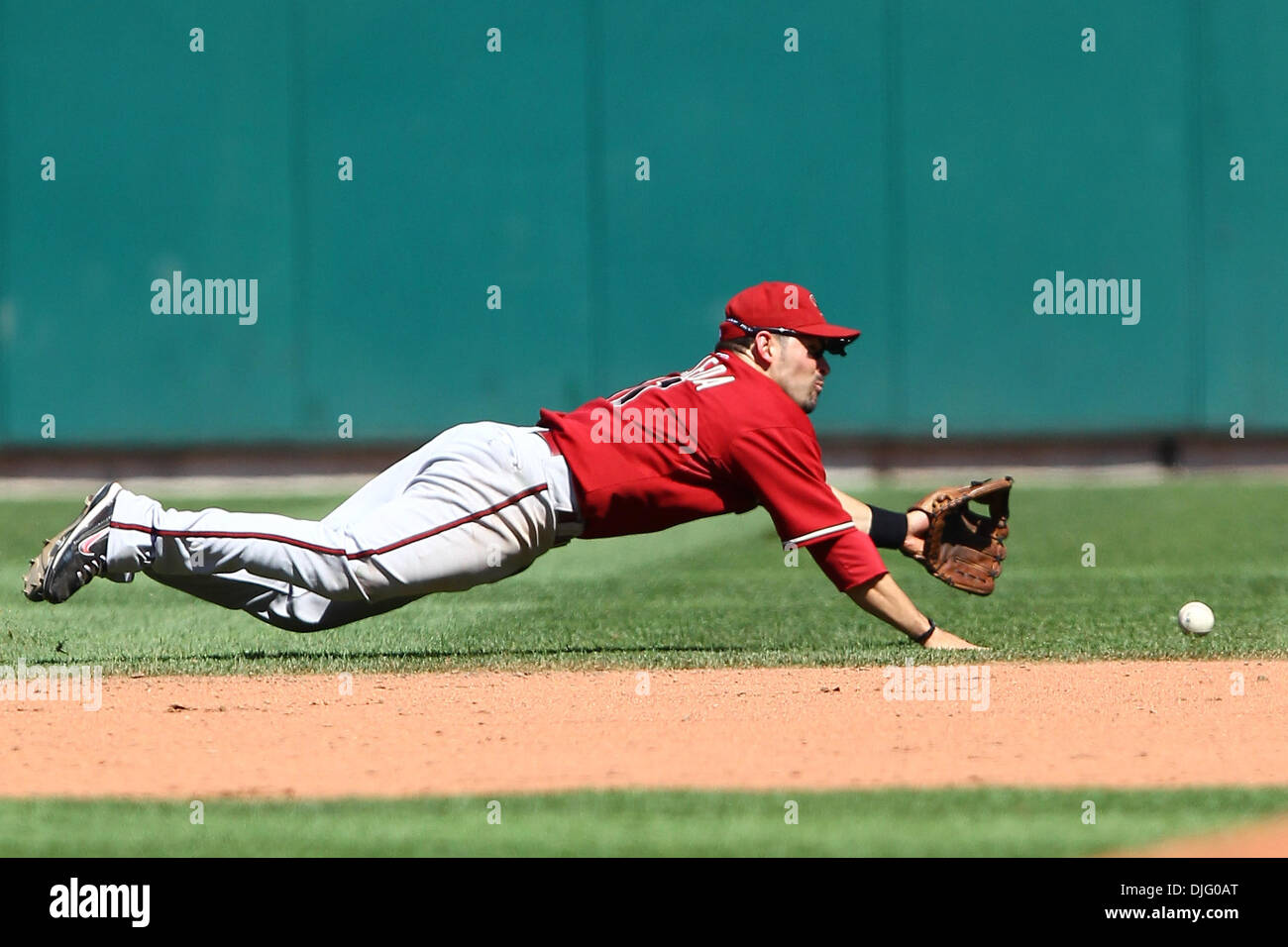 Arizona Diamondbacks second baseman Augie Ojeda (11) attempts to make a ...