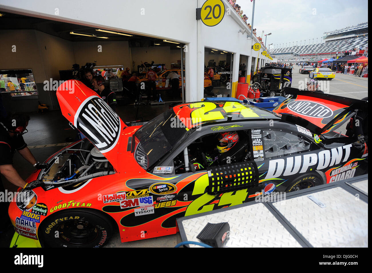 JEFF GORDON (24) car gets a tune up during practice for the Coke Zero ...