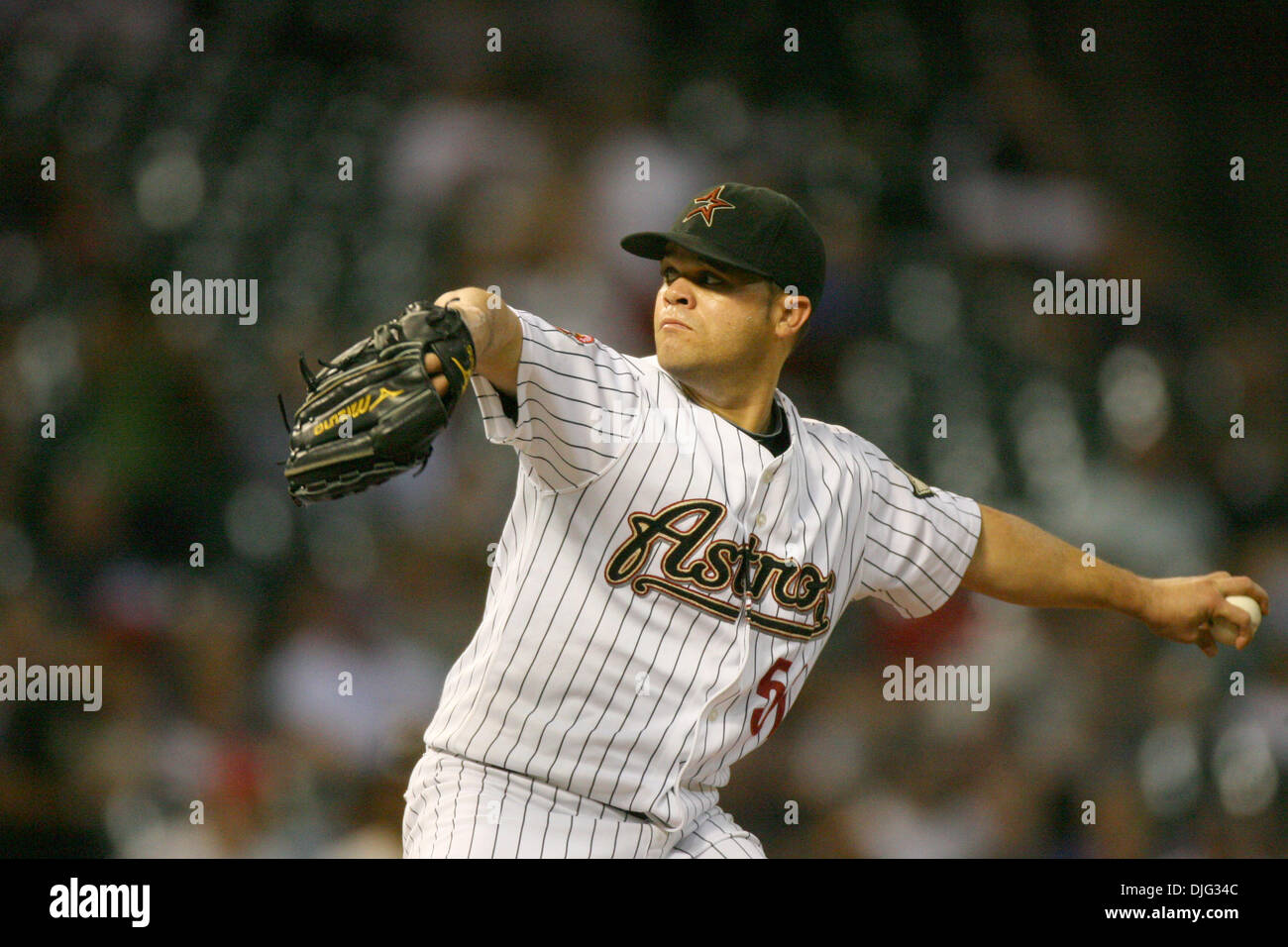 Houston Astros starting pitcher Wandy Rodriguez (51) in his pitching ...