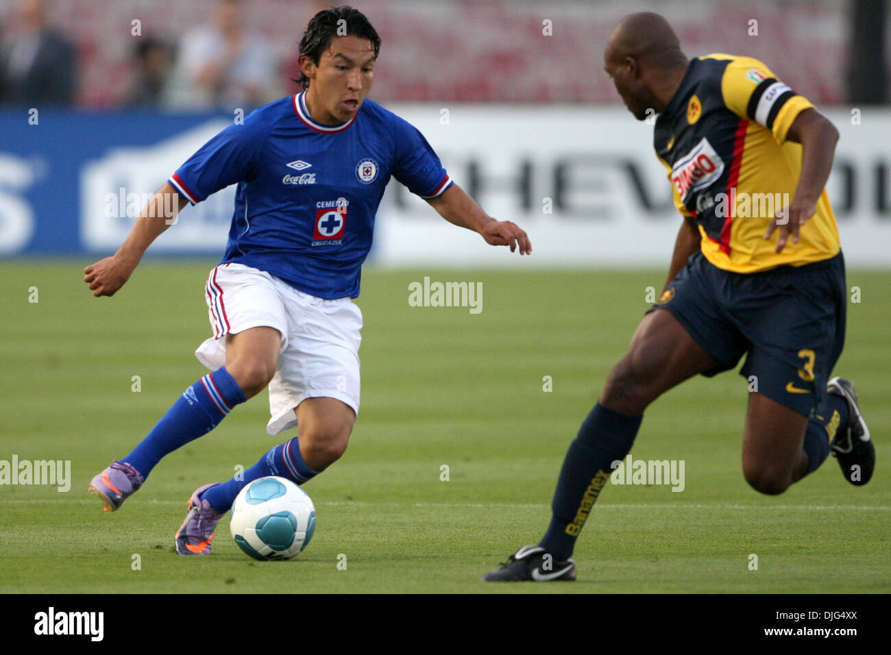 Club america cruz azul hi-res stock photography and images - Alamy