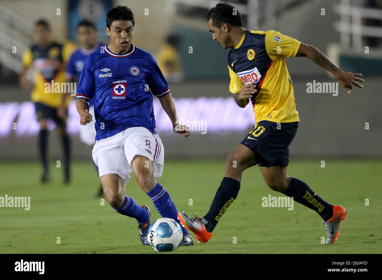 Defender joven hi-res stock photography and images - Alamy