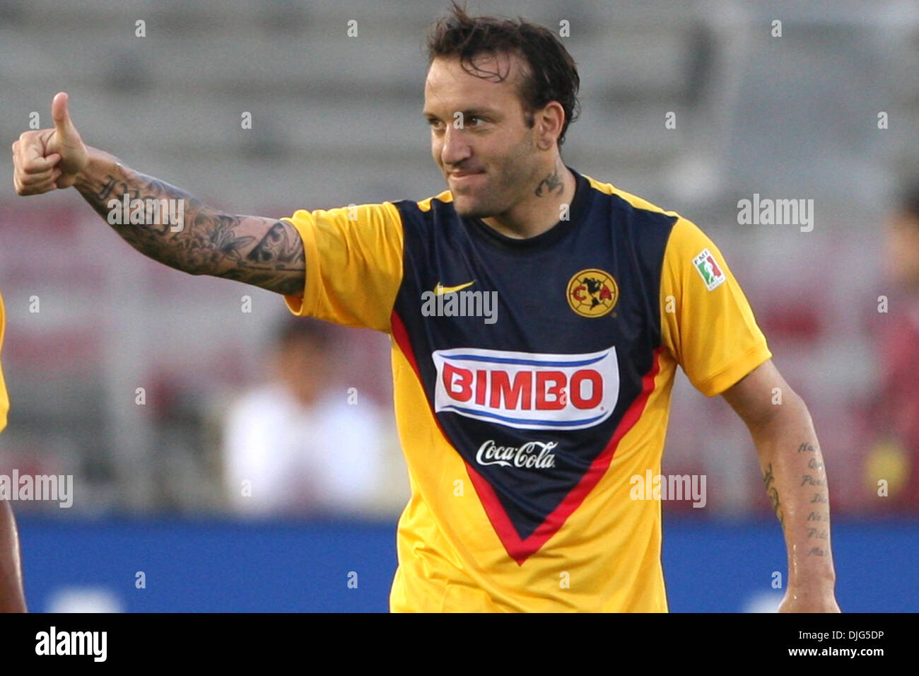 Club de Futbol America forward Matias Vuoso, gives fans a thumbs up ...
