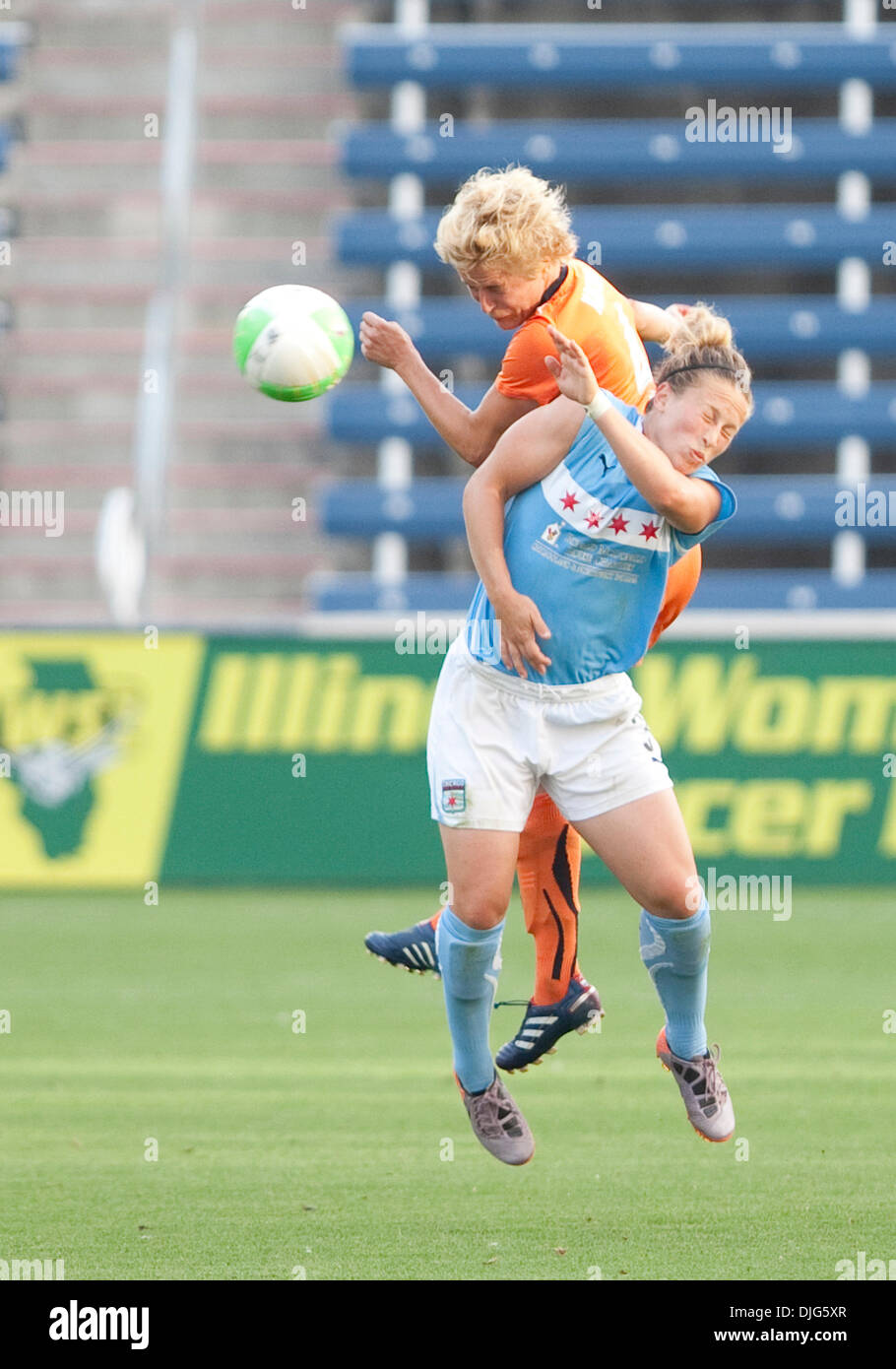 Chicago Red Stars Forward Ella Masar (#3) and Sky Blue FC Defenseman ...