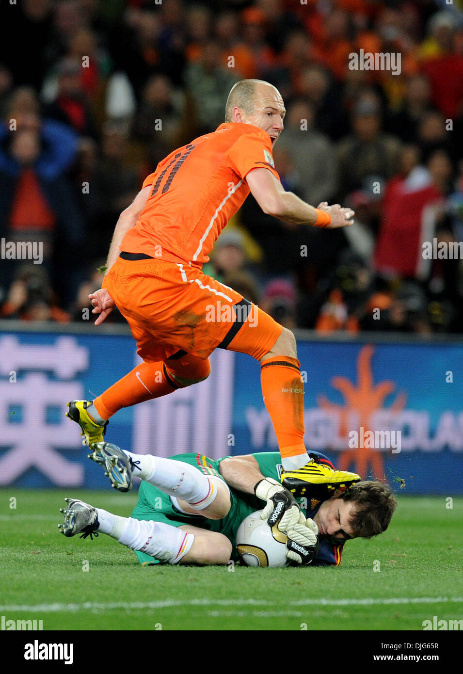 Casillas Save Robben