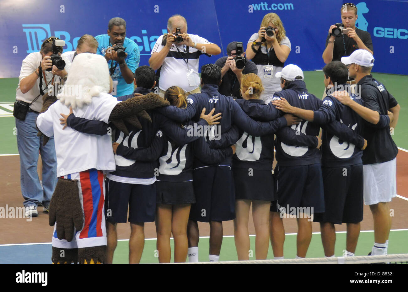 Team pictures hi-res stock photography and images - Alamy