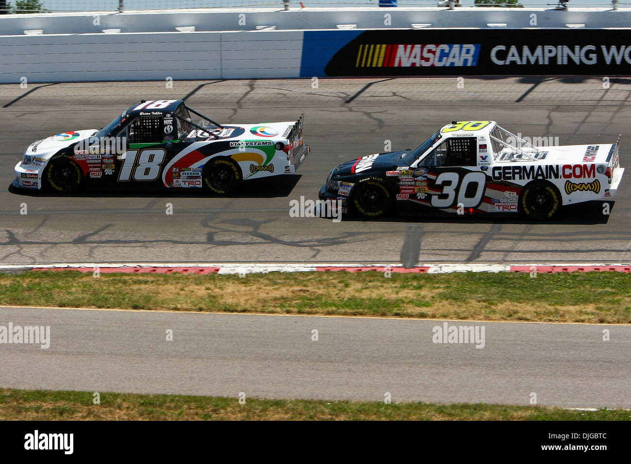 17 July 2010: Brian Ickler (#18, Toyota Tundra/VIASYSTEMS, Toyota) and ...