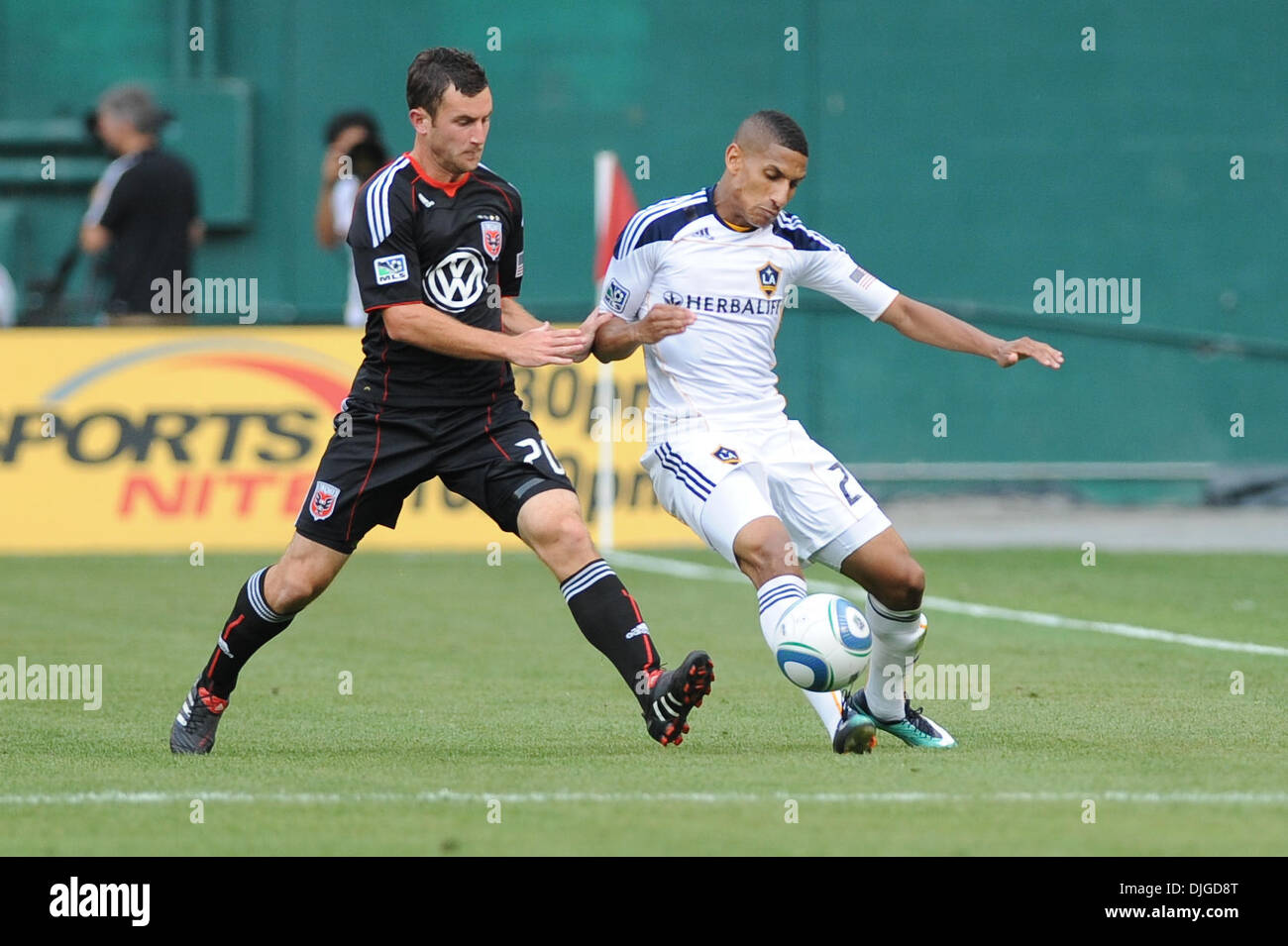 18 July 2010: LA Galaxy's defender Sean Franklin (28) works to keep the ...