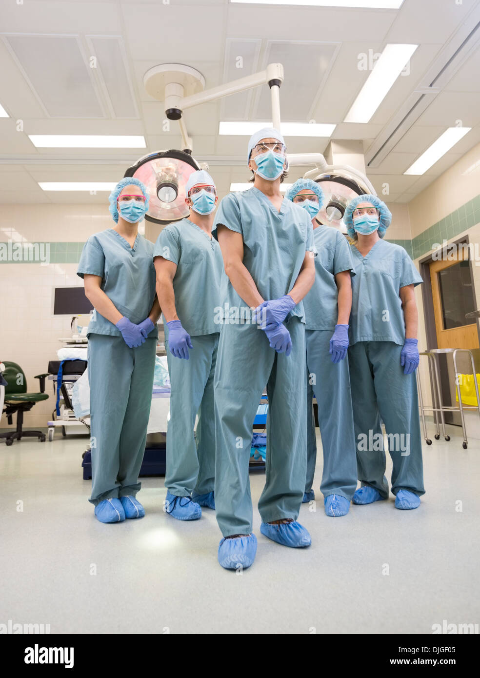 Medical team hi-res stock photography and images - Alamy
