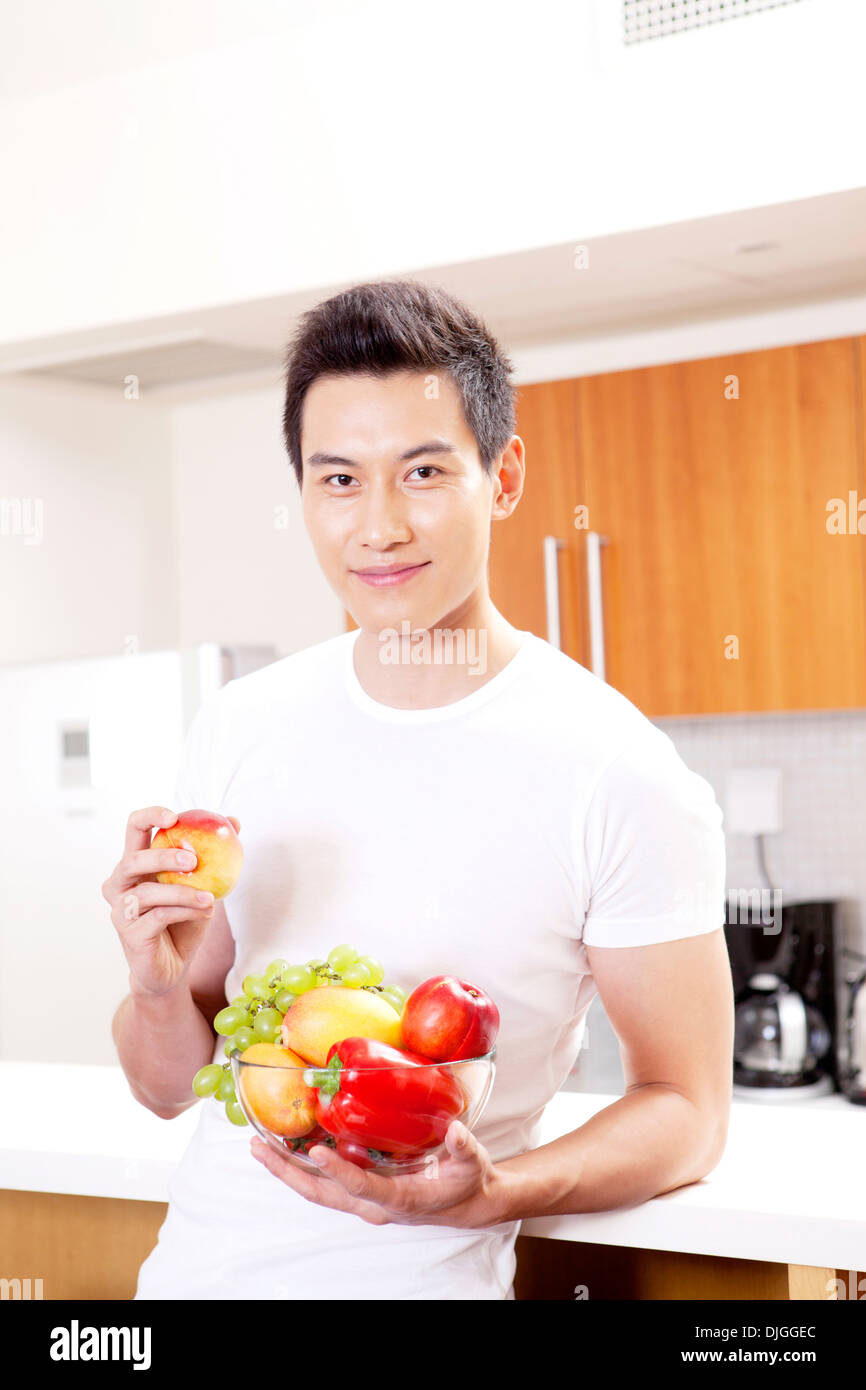 Man 30 casual smile hi-res stock photography and images - Alamy