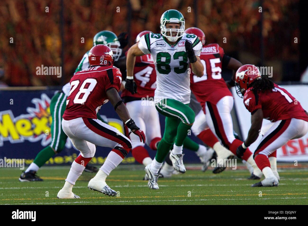 Saskatchewan Roughriders slotback Andy Fantuz (83)attempts to get pass ...