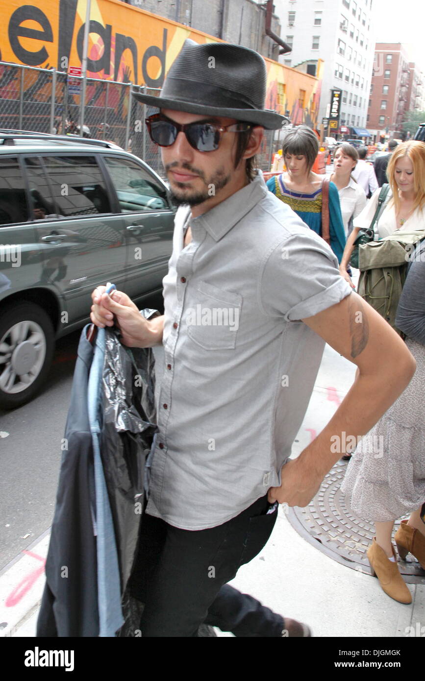 David cory hi-res stock photography and images - Alamy