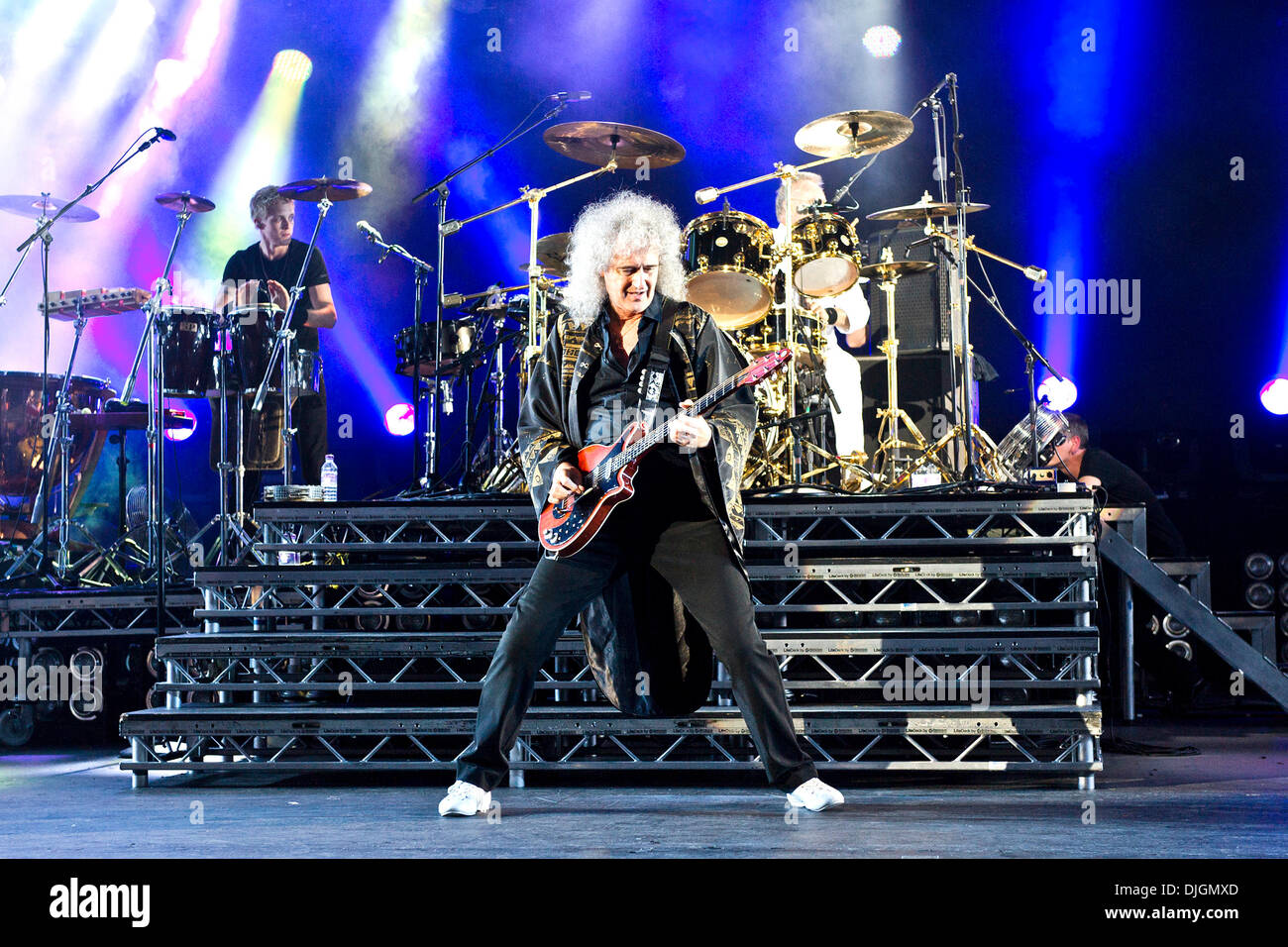Brian May of Queen performing live at the Apollo Hammersmith London ...