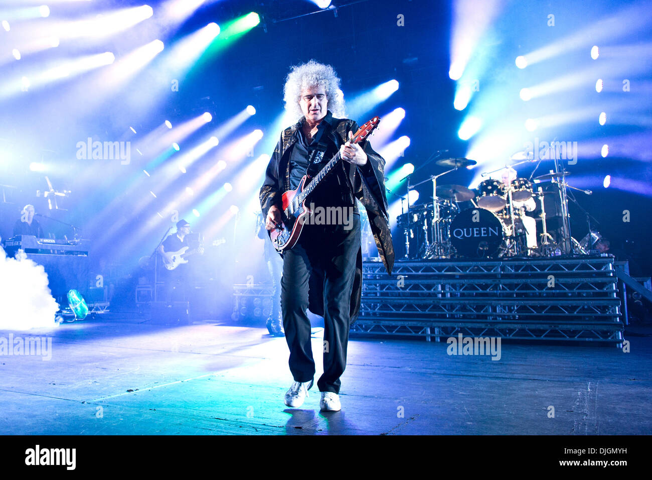 Brian May of Queen performing live at the Apollo Hammersmith London ...