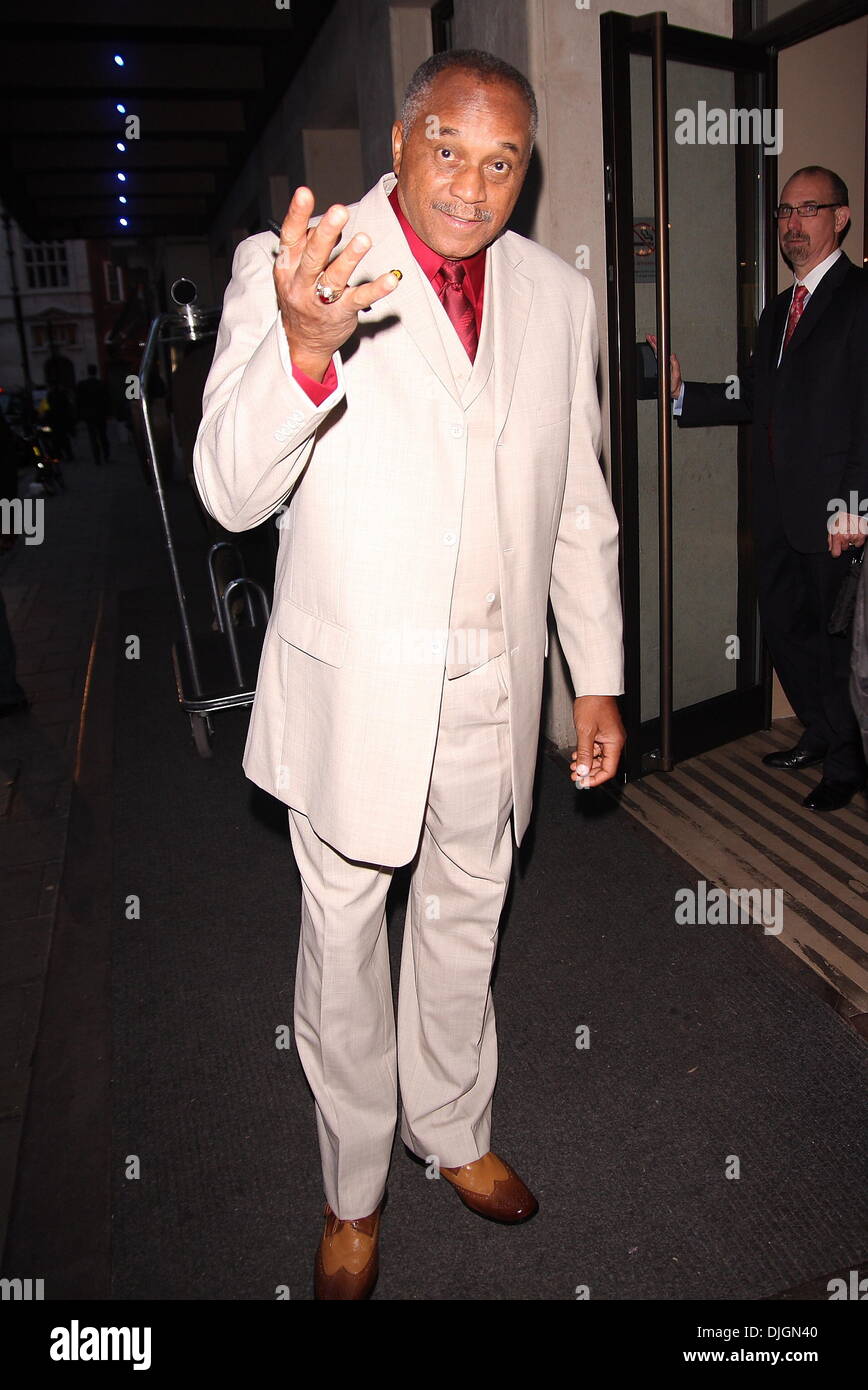 Tommie smith hi-res stock photography and images - Alamy