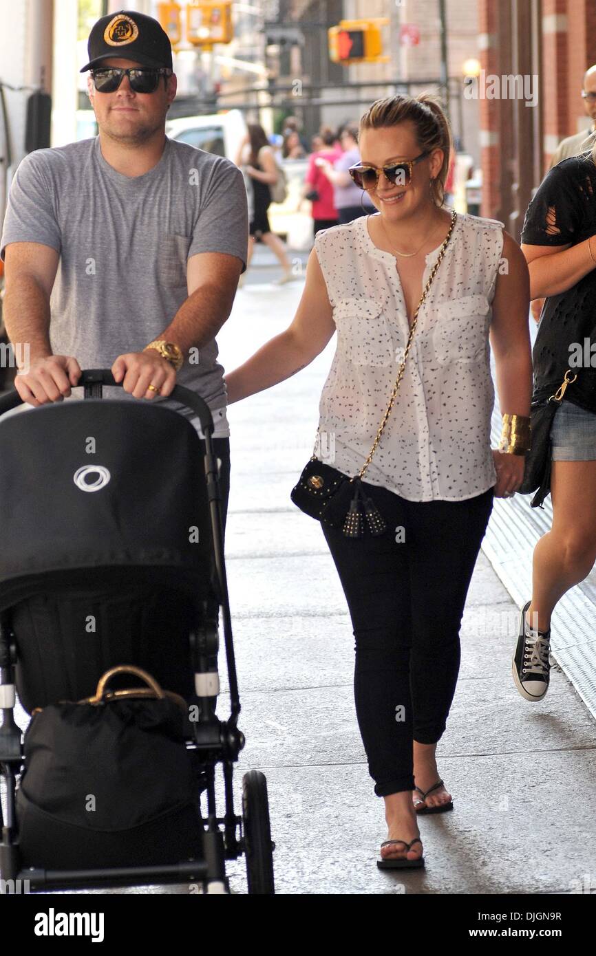 Mike Comrie and Hilary Duff enjoying the sunshine as they takes a walk ...