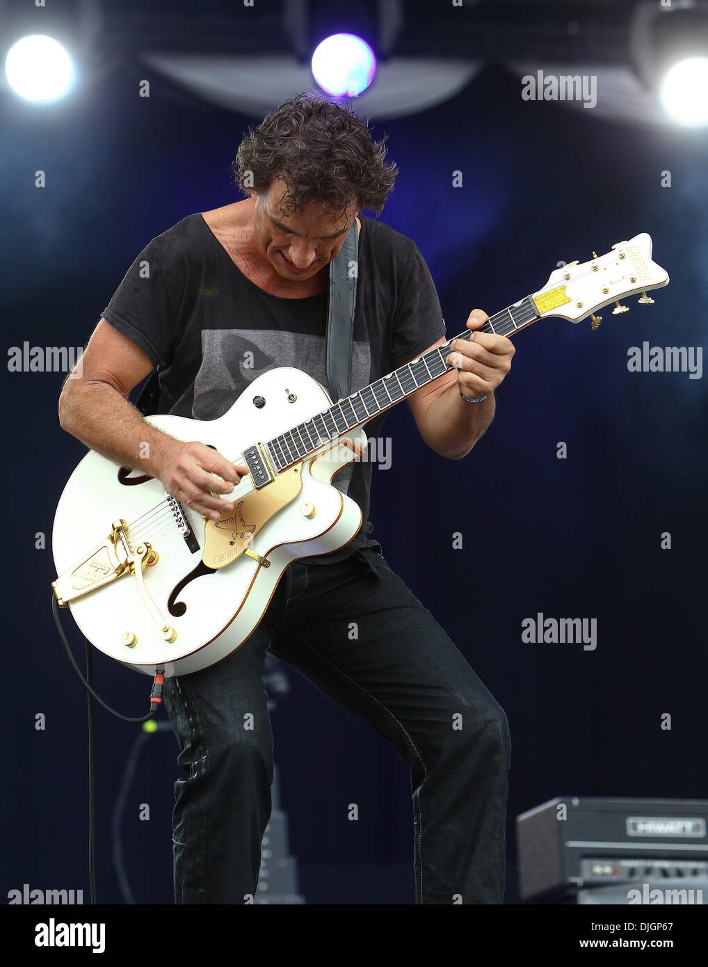 Ian moss hi-res stock photography and images - Alamy