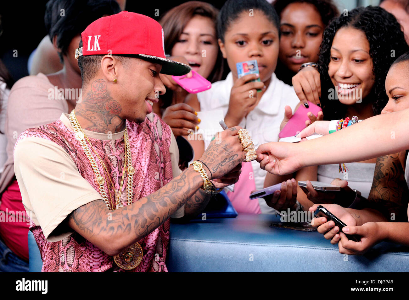 Tyga appearances and performance on MuchMusic's NEW.MUSIC.LIVE. Toronto ...