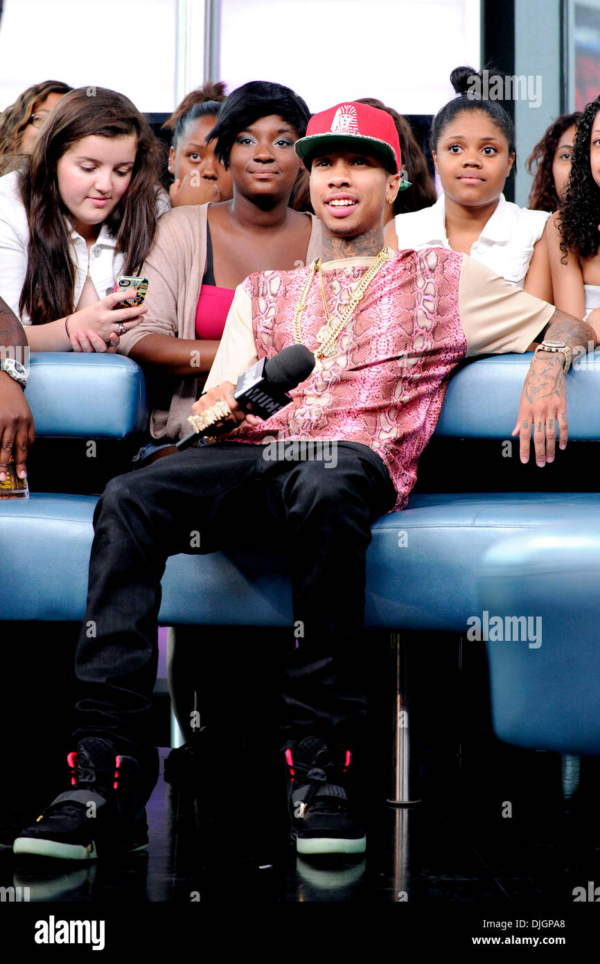 Tyga appearances and performance on MuchMusic's NEW.MUSIC.LIVE. Toronto ...