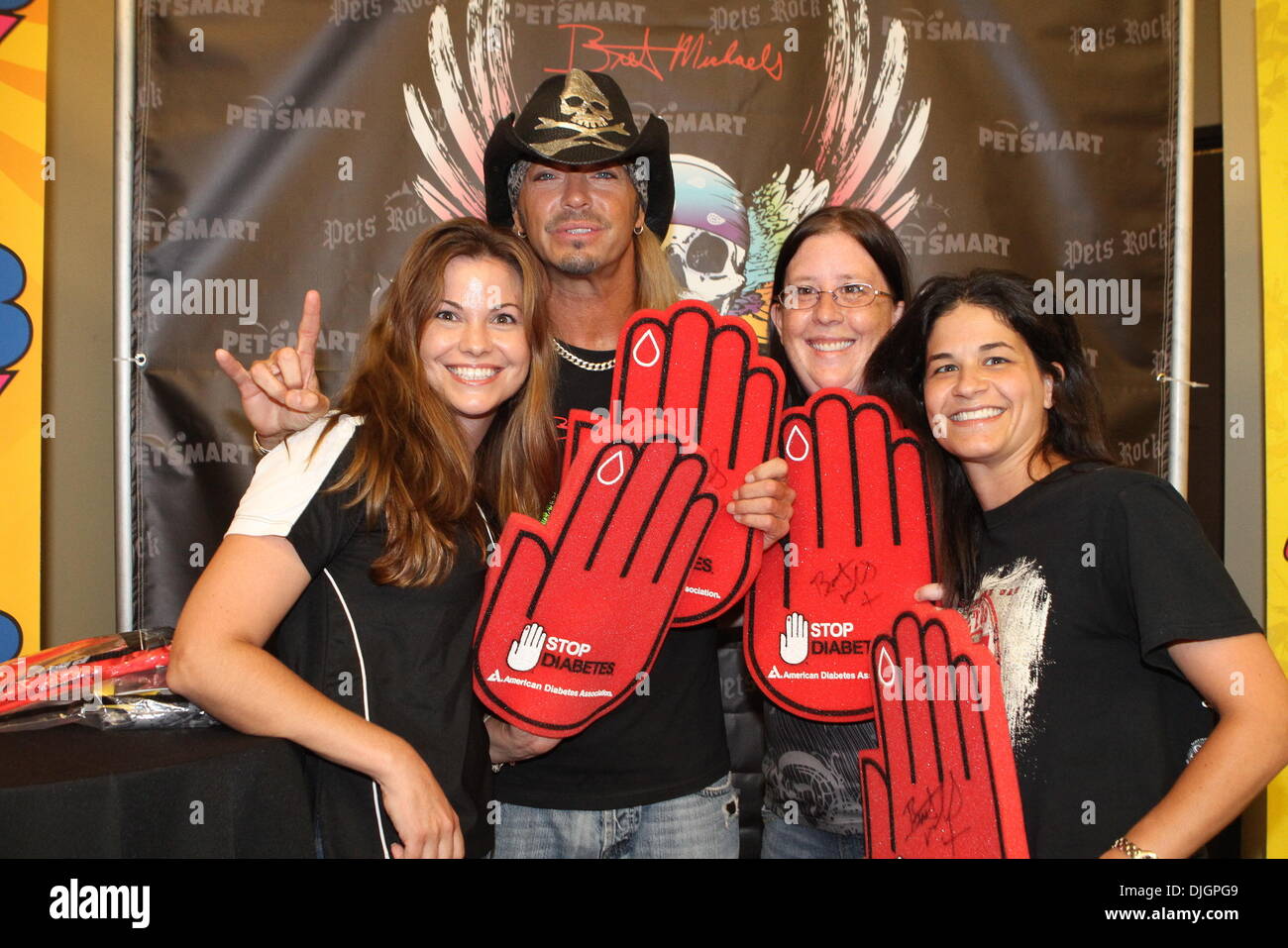Bret michaels meet greet farmingdale hi-res stock photography and ...