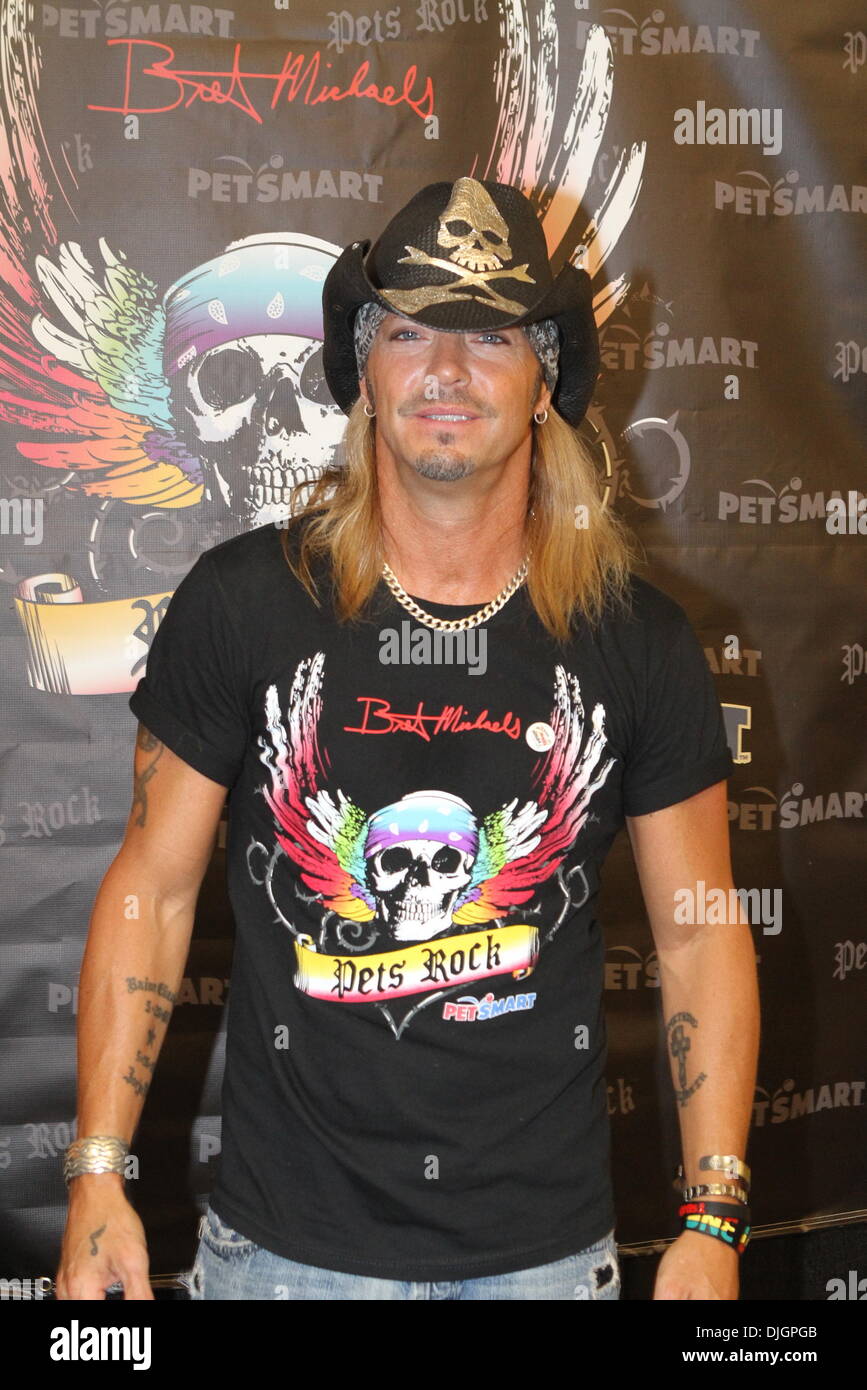 Bret michaels meet greet farmingdale hi-res stock photography and ...