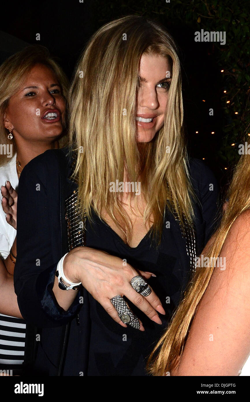 Fergie aka Stacy Ferguson meets with fans outside Mr Chow after eating ...