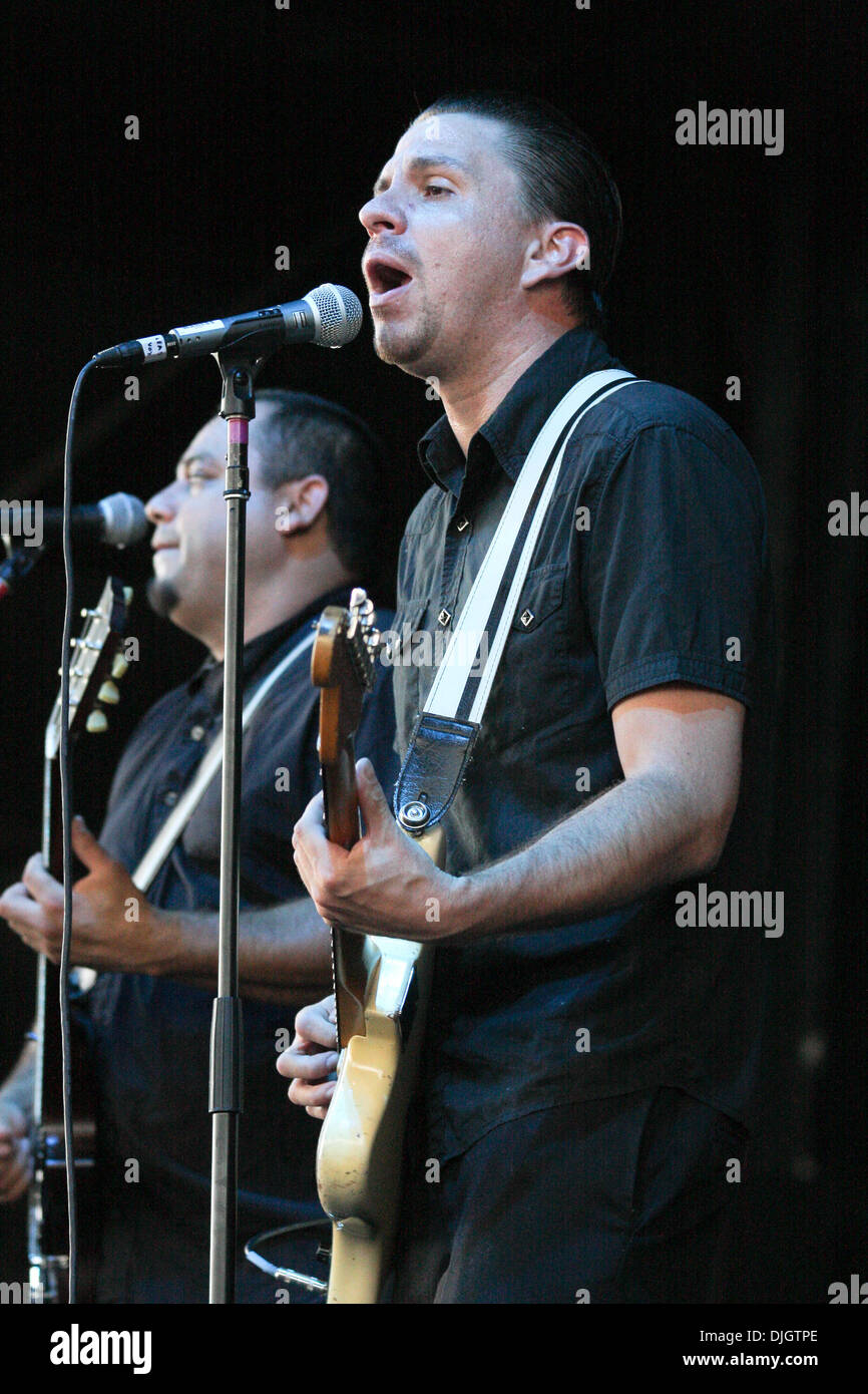 The Aggrolites perform at Cruzan Amphitheatre in West Palm Beach ...