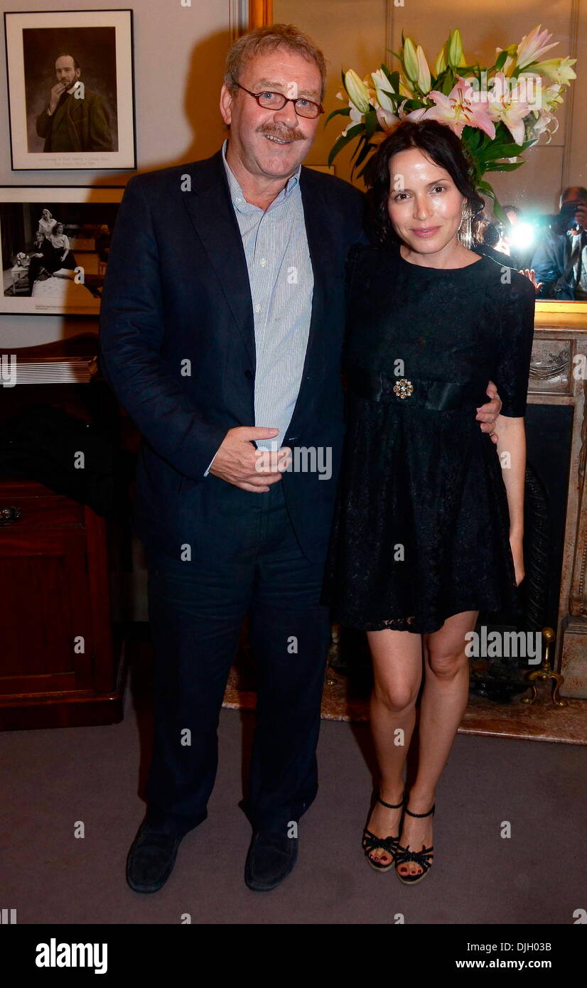 Ireland gate theatre hi-res stock photography and images - Alamy