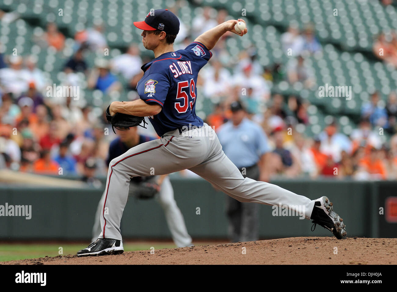 25 July 2010: Minnesota Twins starting pitcher Kevin Slowey (59) makes ...