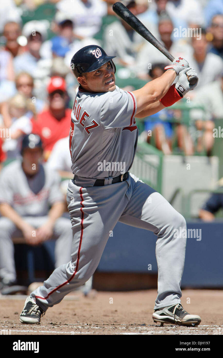 Washington Nationals catcher Ivan Rodriguez (7) hits a ball just foul ...