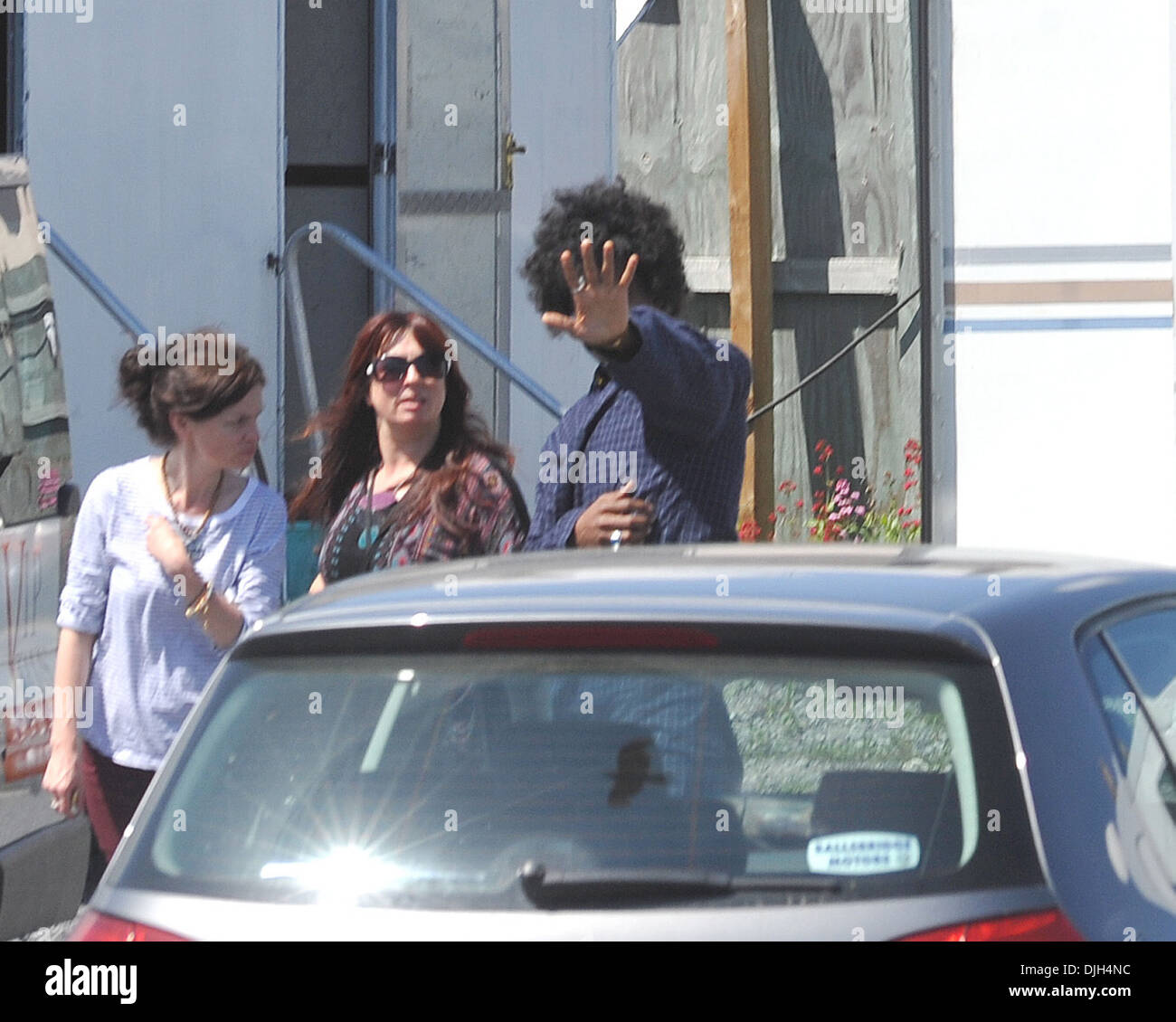 Andre Benjamin aka Andre 3000 portrays Jimi Hendrix on first day of ...