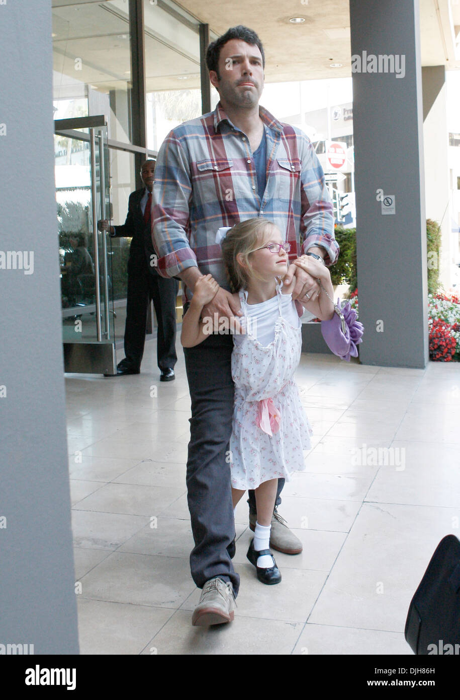 Jennifer Garner Ben Affleck and their daughter Violet seen leaving ...