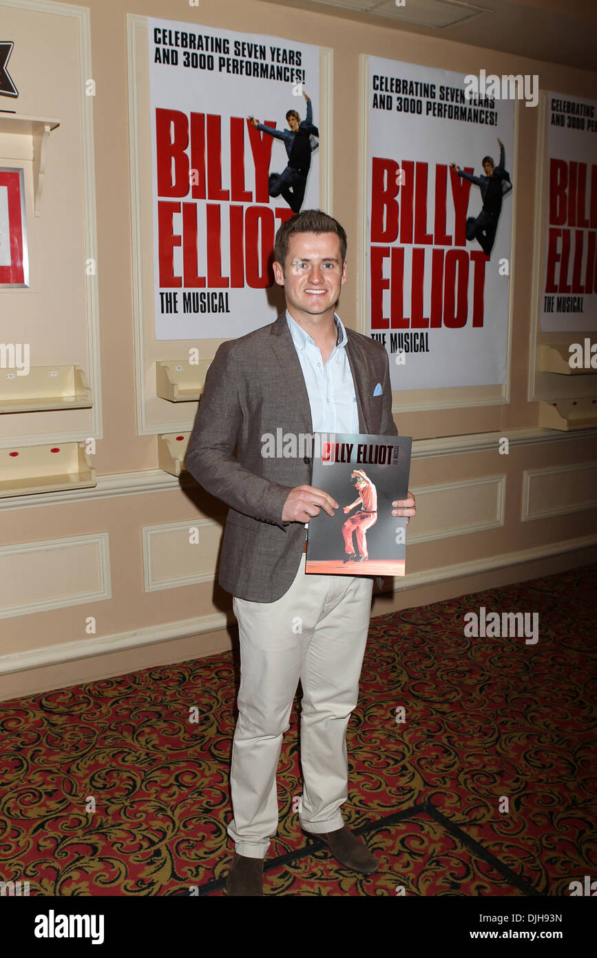 Matthew Bourne 'Billy Elliot Musical' celebrates their 7th anniversary ...