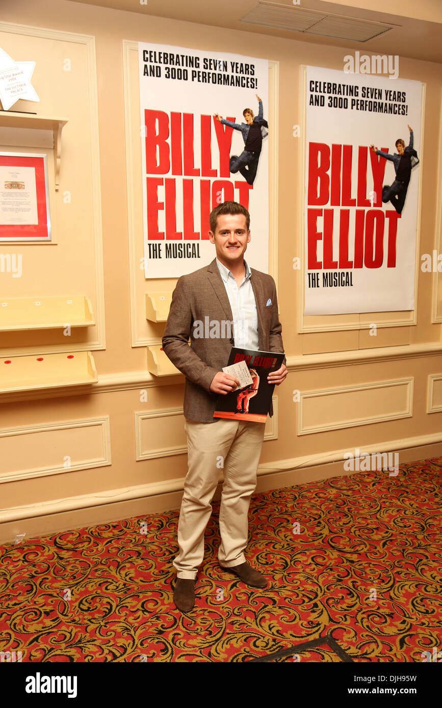 Matthew Bourne 'Billy Elliot Musical' celebrates their 7th anniversary ...