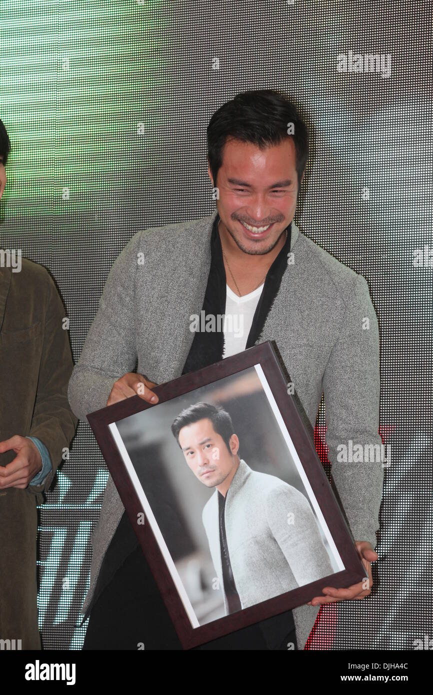 Shanghai, China. 27th Nov, 2013. Actor Chang Hsiaochuan attends press ...