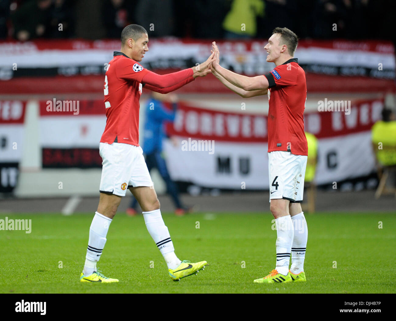 Phil jones and football hi-res stock photography and images - Alamy