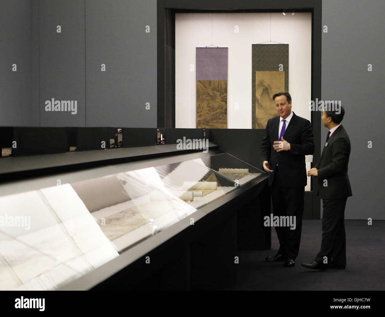 London, Britain. 28th Nov, 2013. British Prime Minister David Cameron ...