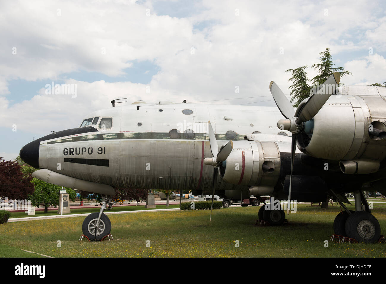 4 engine aircraft hi-res stock photography and images - Alamy