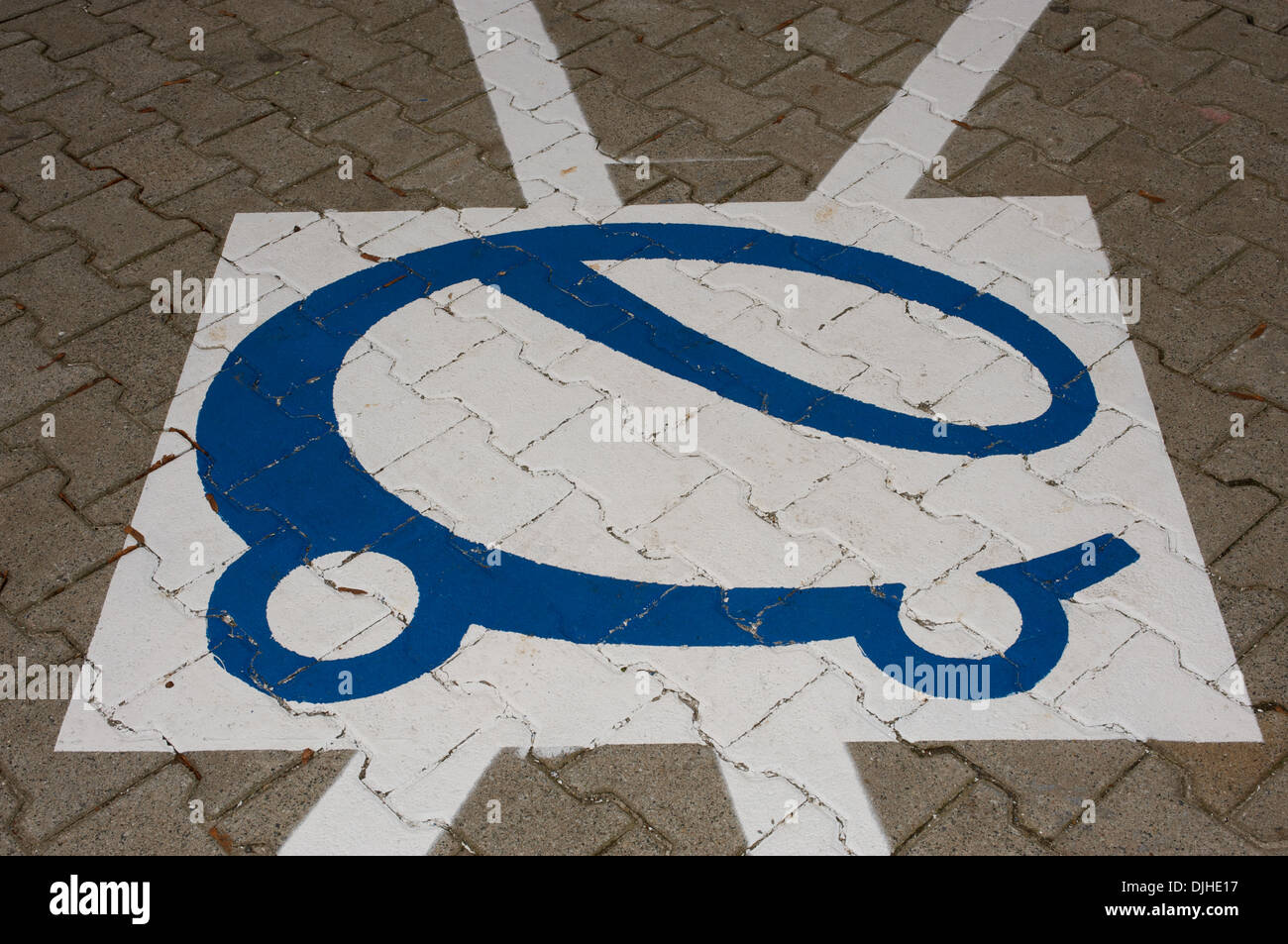 Rwe symbol hi-res stock photography and images - Alamy