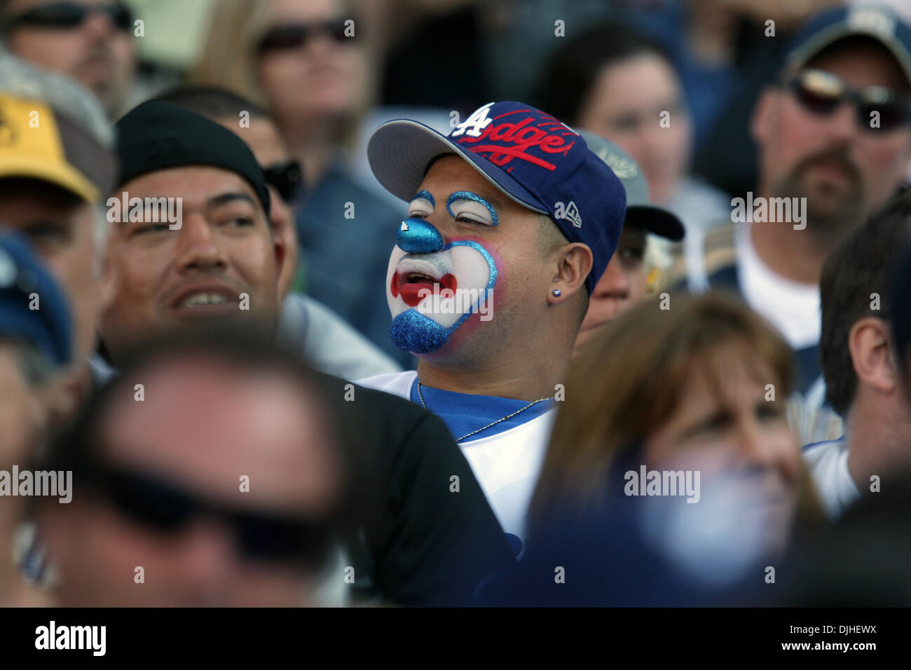 Dodgers fans try to rally support against the Padres during game 3 at ...