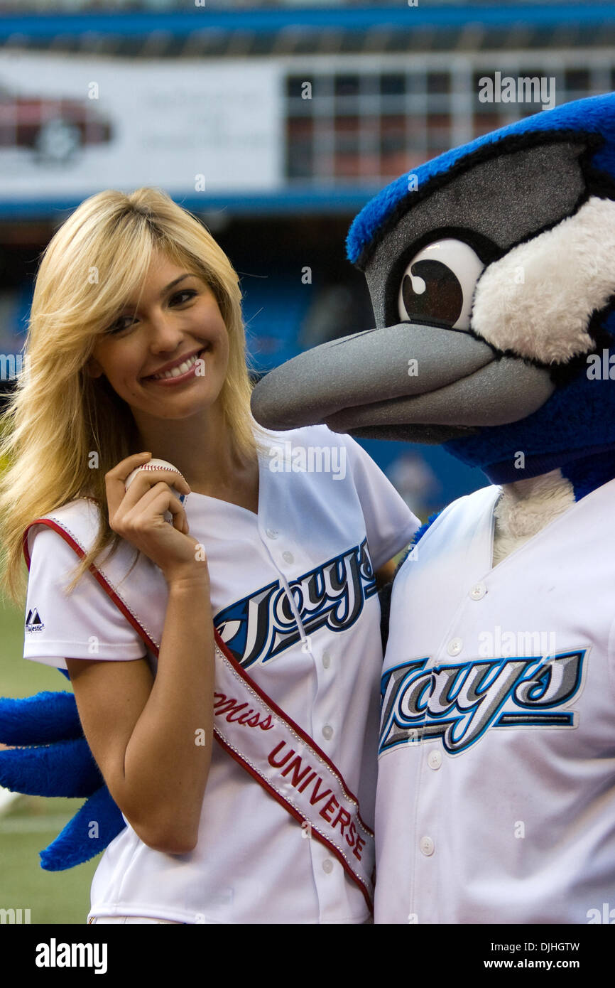 30 July 2010: Miss Universe Canada 2010 Elena Semikina with the Toronto ...