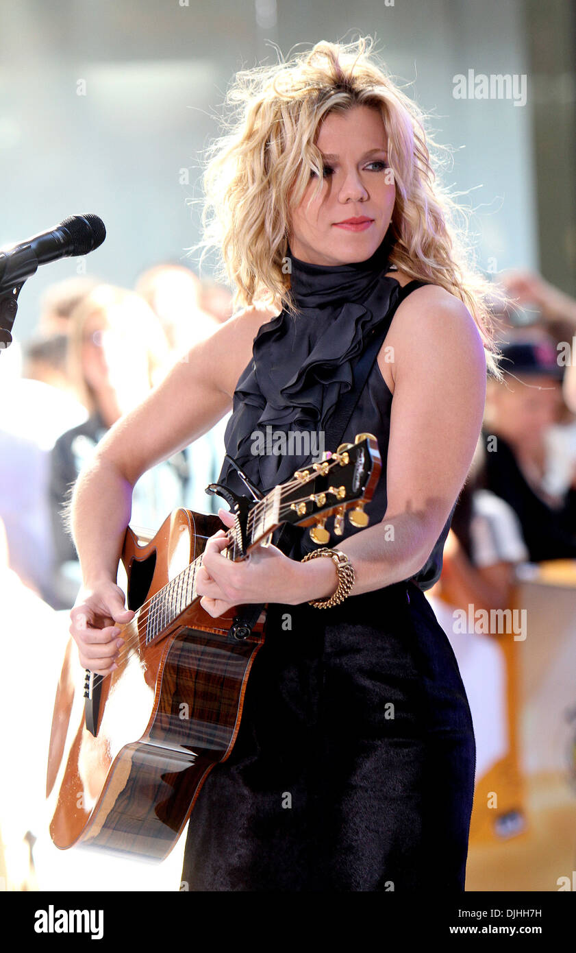 Kimberly Perry Band Perry performs live at Rockefeller Center as part ...