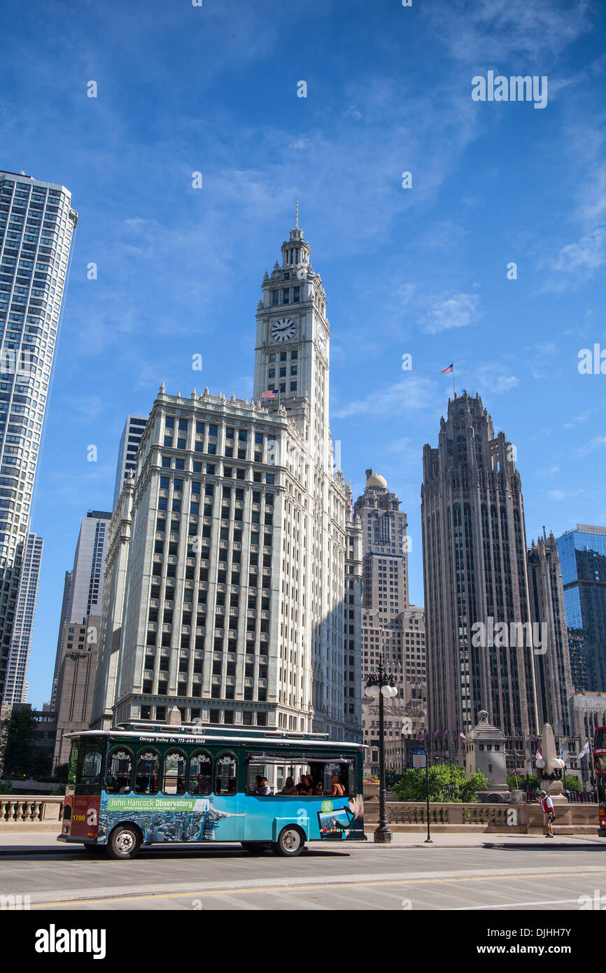 Wrigley Square High Resolution Stock Photography and Images - Alamy