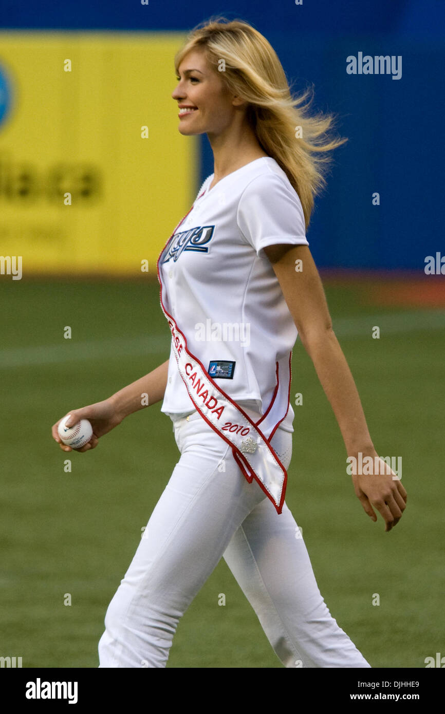 Elena Semikina High Resolution Stock Photography and Images - Alamy