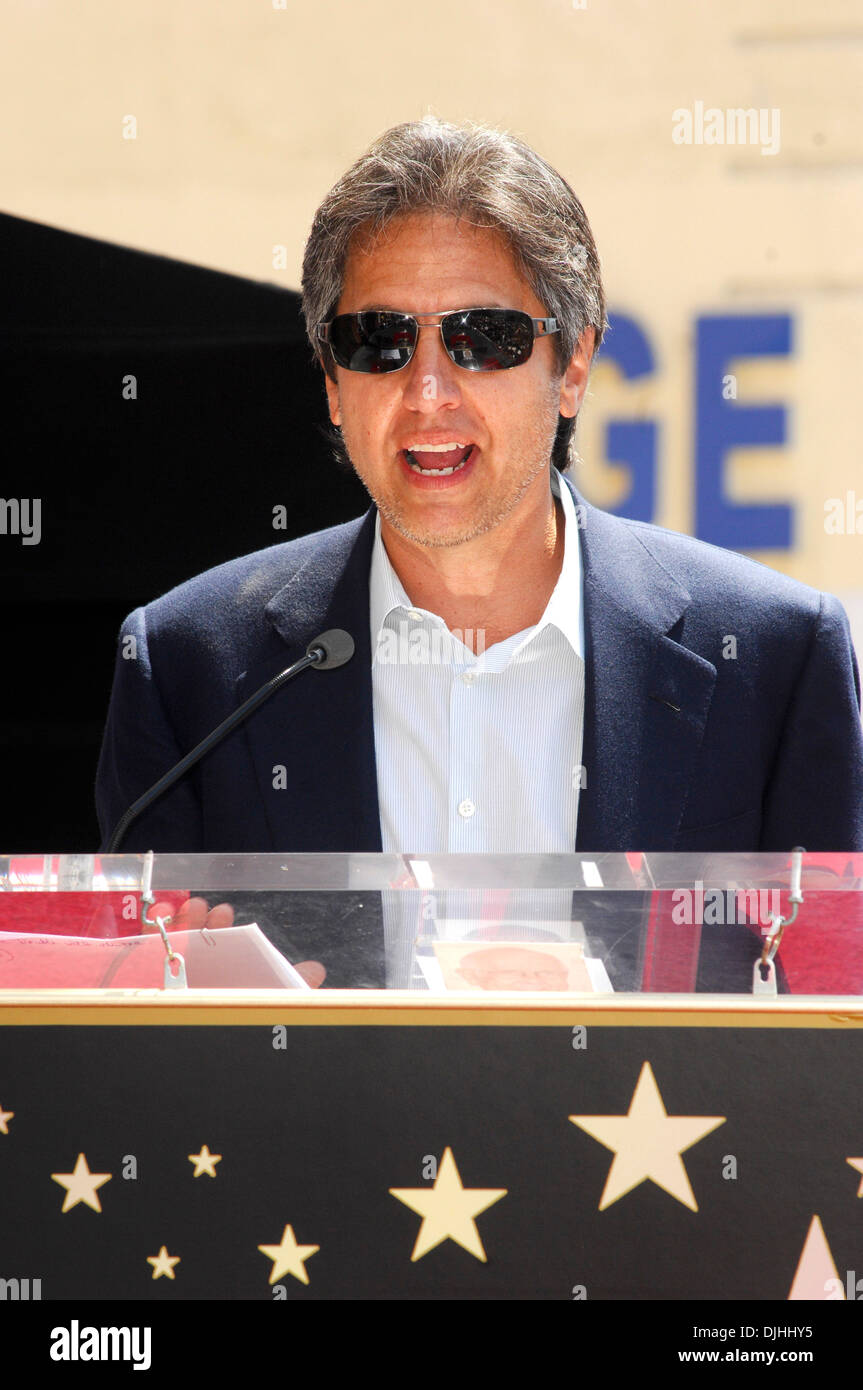 Ray Romano Patricia Heaton is honored with a Hollywood Walk of Fame ...