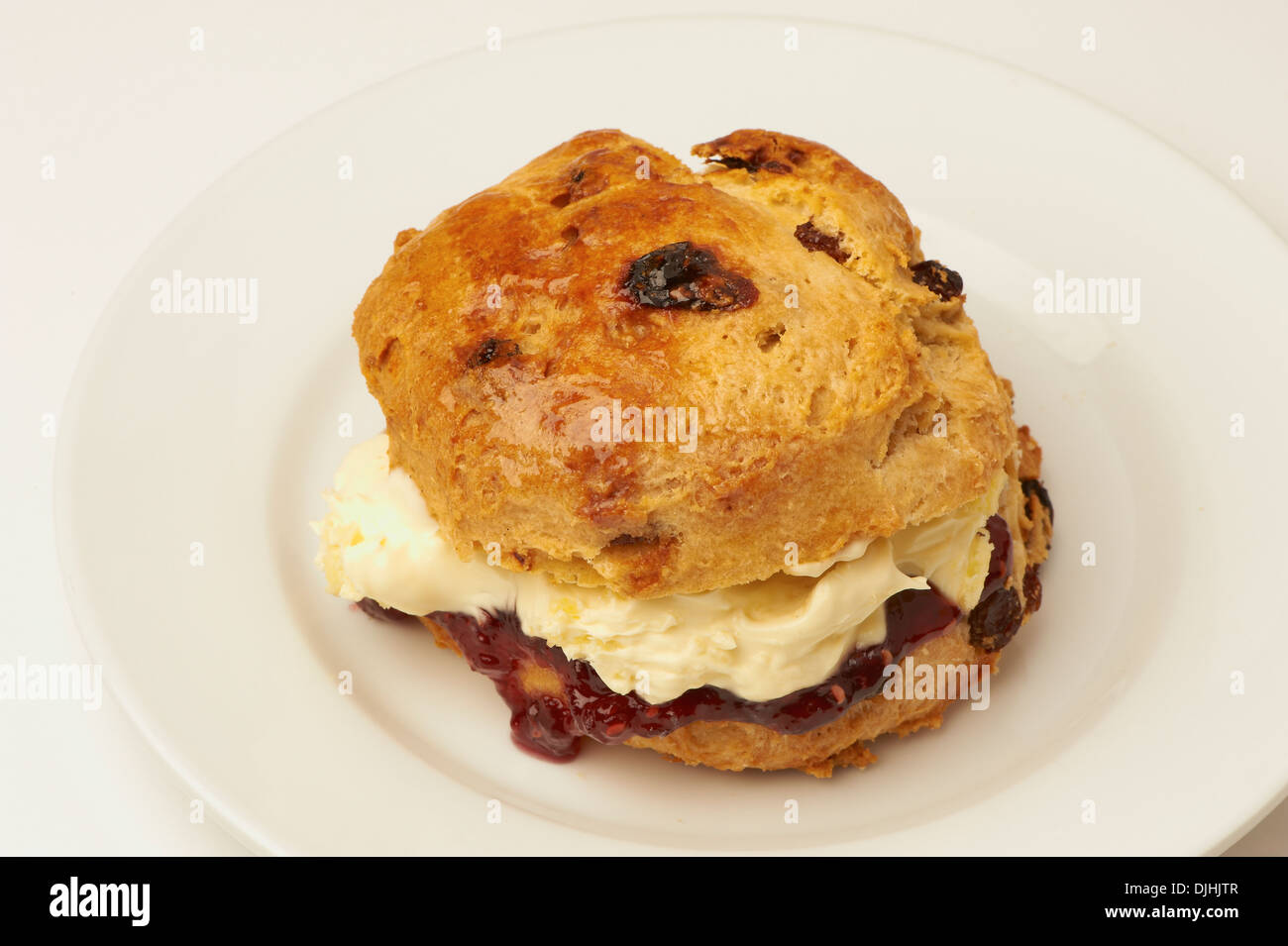 Scone with cream Stock Photo - Alamy