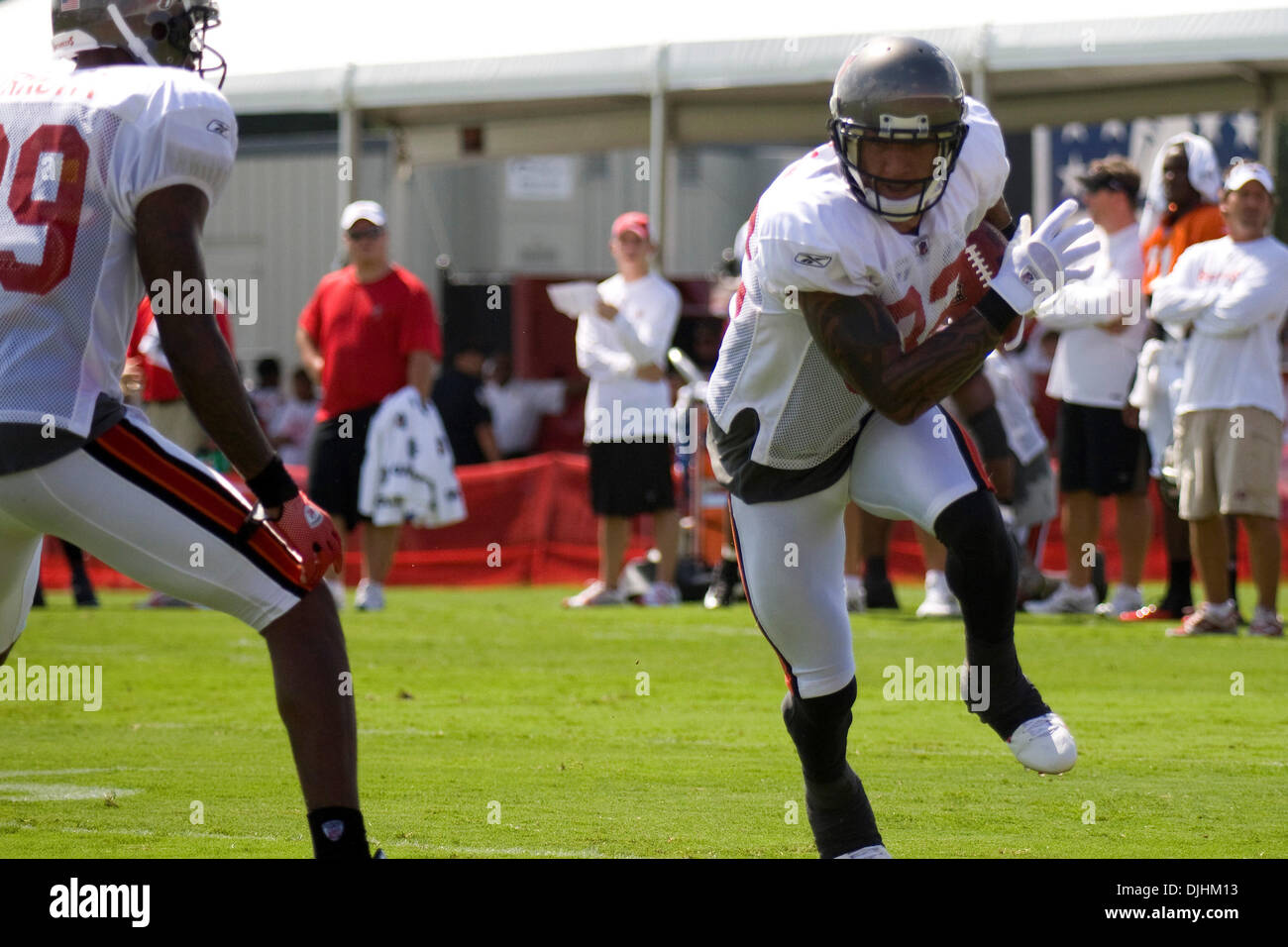 Tampa Buccaneer TE Kellen Winslow (#82) running through drills during ...