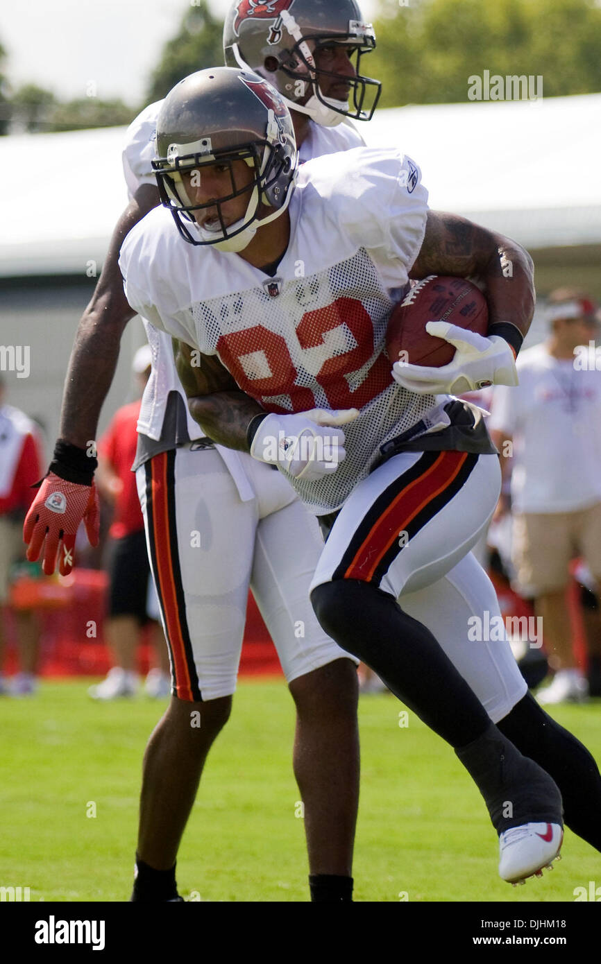 Tampa Buccaneer TE Kellen Winslow (#82) running through drills during ...